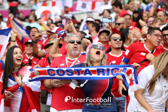 [WC 리뷰] '스스로 무너졌다' 일본, 코스타리카에 0-1 패...16강행 적신호