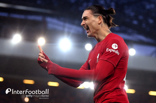 [EPL 리뷰] '리버풀이 미쳤다!' 맨유에 7-0 역사적 대승...4위 토트넘 딱 기다려!