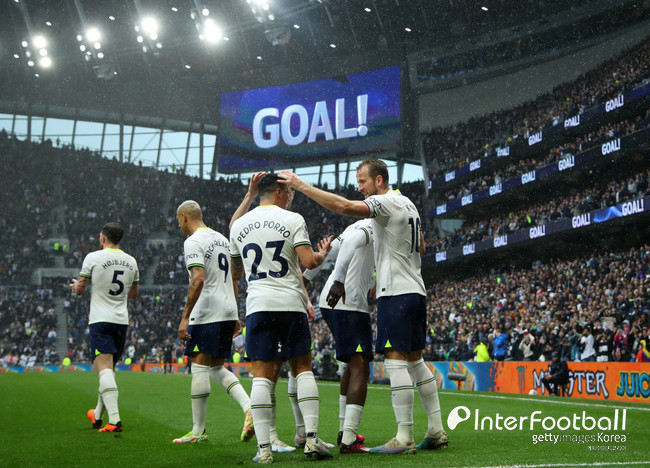 [EPL 리뷰] '손흥민 침묵' 토트넘, '케인 결승골' 힘입어 팰리스 1-0 격파...'4G 무승 탈출→6위 도약 성공!'