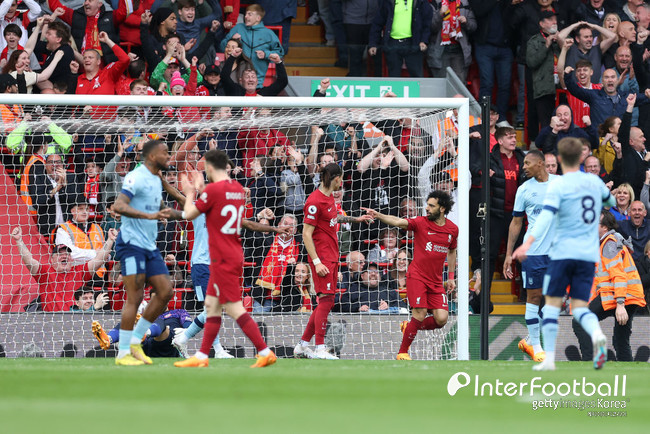 [EPL 리뷰] '살라 안필드 9G 연속골' 리버풀, 브렌트포드에 1-0 승...4위와 1점 차!
