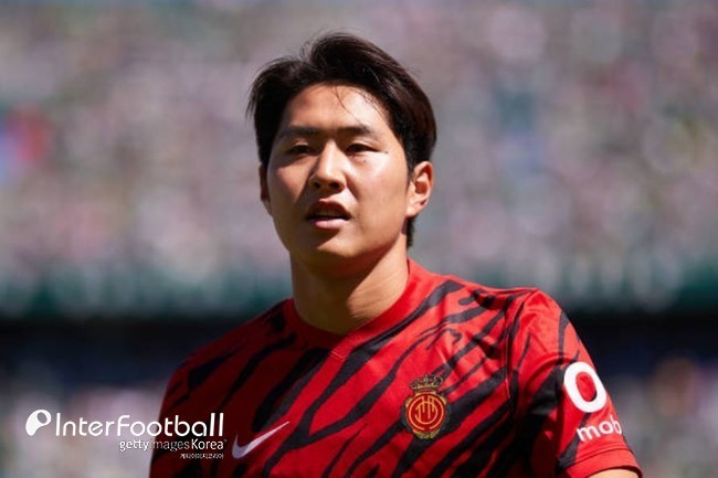 "메시와 비슷한 스타일" 칭찬하더니, "이강인 PSG 오면 많이 못 뛸 거야, 성장 정체 가능성'