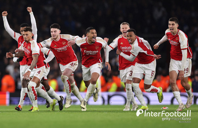 '지금 기뻐해. 앞으로는 지옥일 거야’... 우승 노리는 아스널에 찾아온 ‘지옥의 일정’