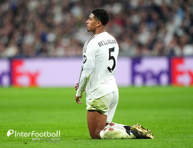 [UCL ISSUE] 벨링엄 교체되며 병 걷어차...'7실점 연패' 레알 분위기 보여줘, 안첼로티는 "비판 수용해야"