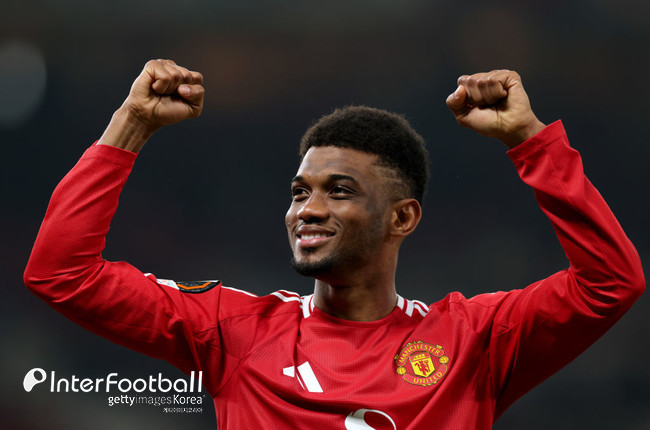 [PL STAR] 아모림 황태자는 바로 나! 안토니 밀어내고 RWB 주전...에버턴전 2도움+MOM