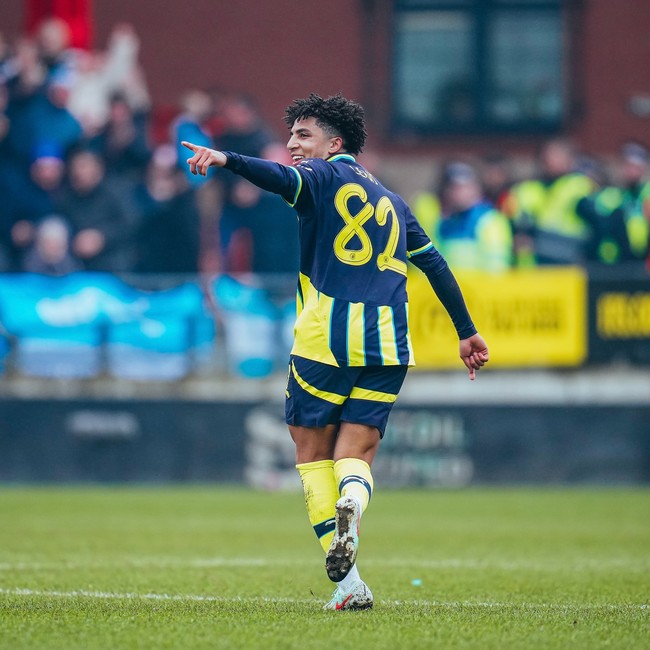 [FA컵 리뷰] 우즈벡 김민재+KDB가 살렸다...맨시티, ‘3부 리그’ 레이턴에 2-1 역전승