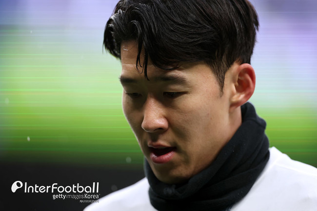 "손흥민 재계약 협상 취소→1년 연장" 토트넘이 원하는 대로...사우디 2팀, 750억에 제안 예정