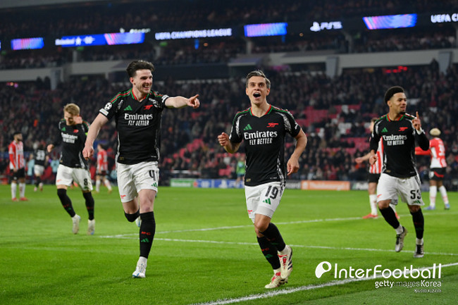 결정력 미쳤다! 아스널, PSV 원정서 7-1 대승…UCL 8강 진출 청신호