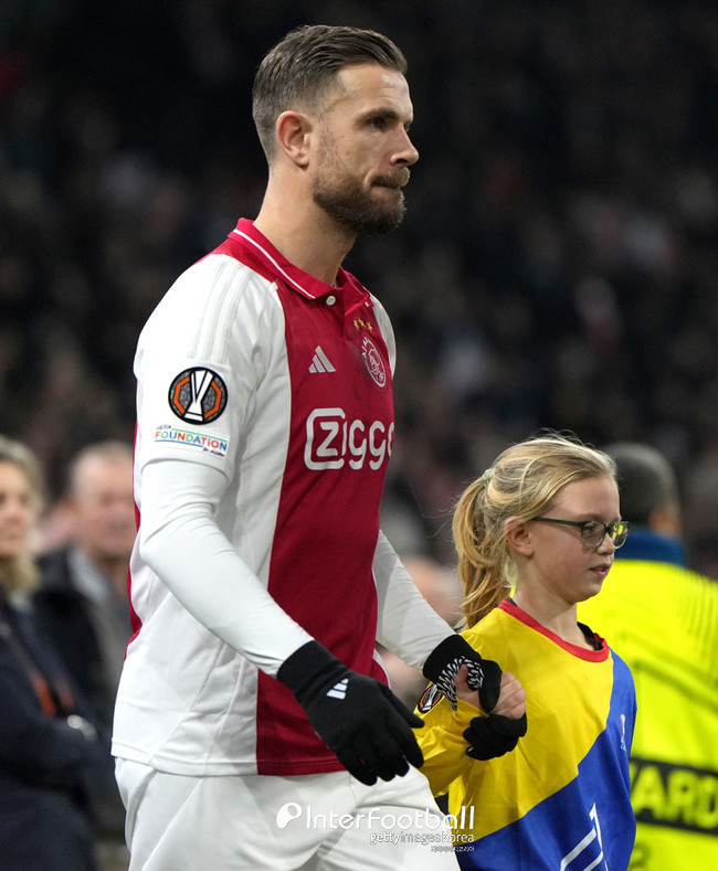 [승부예측] 유럽 축구 전통 강호들, 요한 크루이프 경기장에서 명승부 예고 - 3월7일(금) 05:00 UEL 16강 아약스 vs 프랑크푸르트