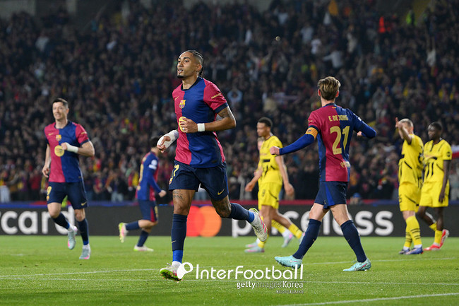 [UCL POINT] 이 정도 탐욕 부려야 '발롱도르 후보' 된다...18살 후배 데뷔골 강탈, 겨우 오프사이드 면해