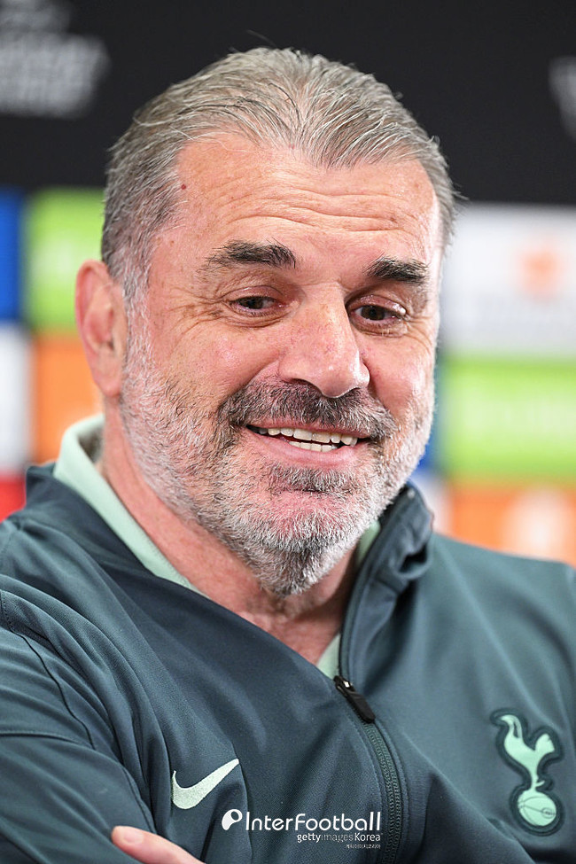 [UEL POINT] 포스테코글루 감독 "결승 이후도 토트넘서 해야 할 일 남아....손흥민 트로피 들었으면!"