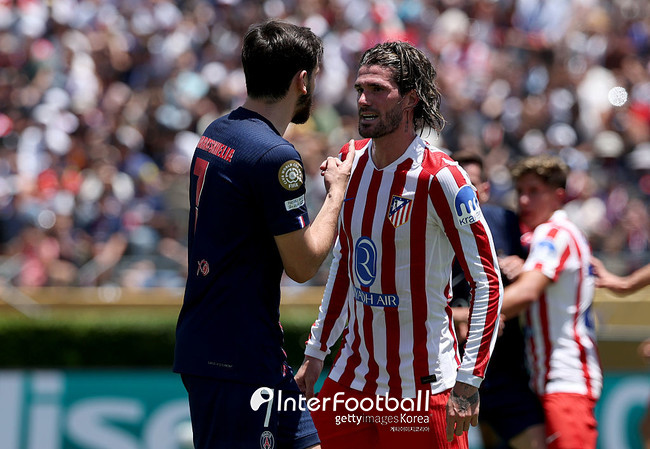 [CWC 리뷰] '교체 투입' 이강인, 드디어 골 넣었다! PK 쐐기골..PSG, 랑글레 퇴장 당한 아틀레티코 4-0 완파