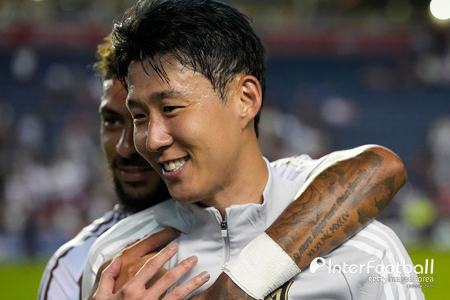 [MLS POINT] "전 세계가 주목하고 있어요"...메시만큼 팔리는 손흥민 유니폼! LAFC, 손흥민 효과에 신났다